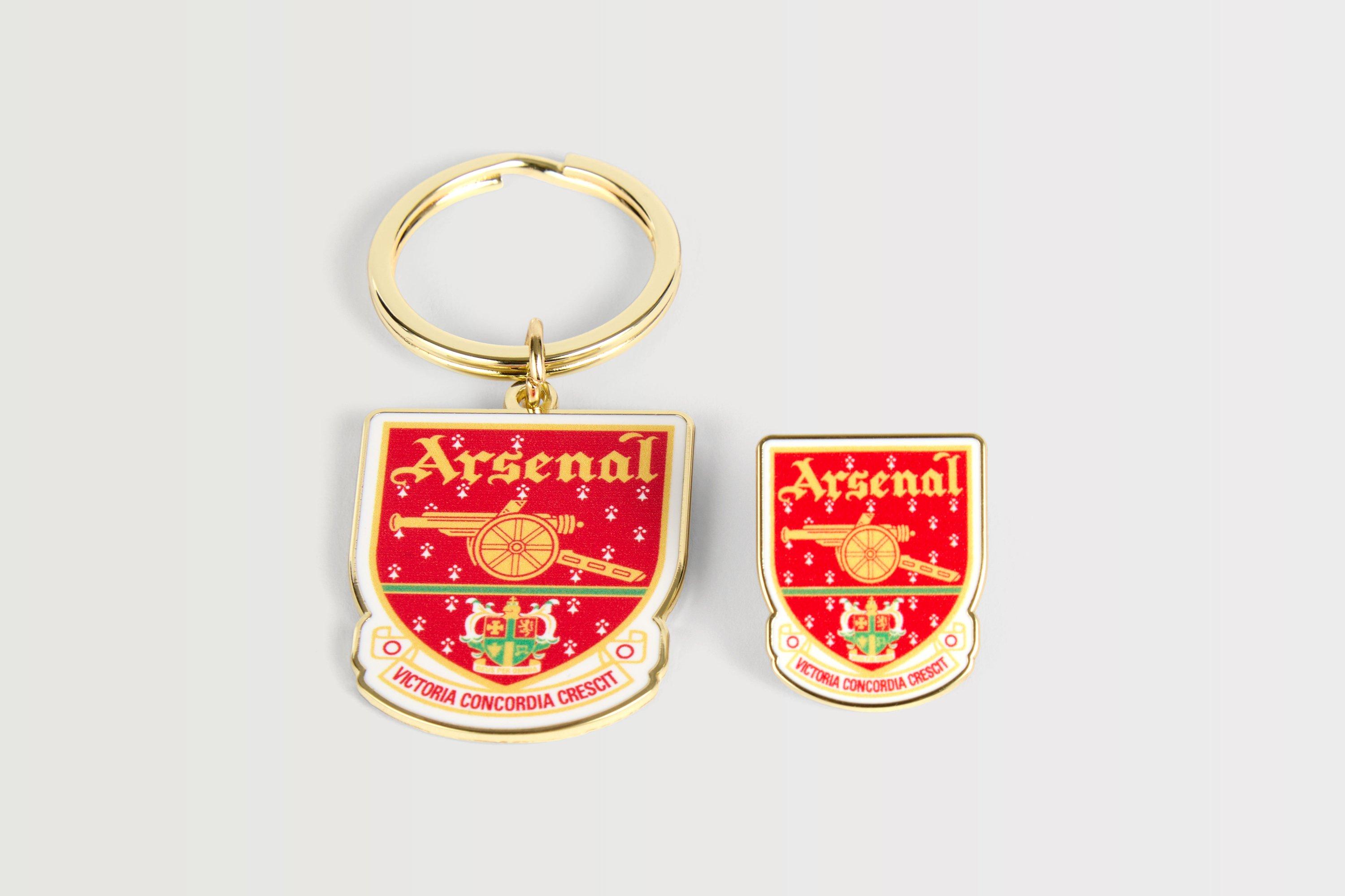 Arsenal Retro Crest Keyring and Badge Set | Official Online Store
