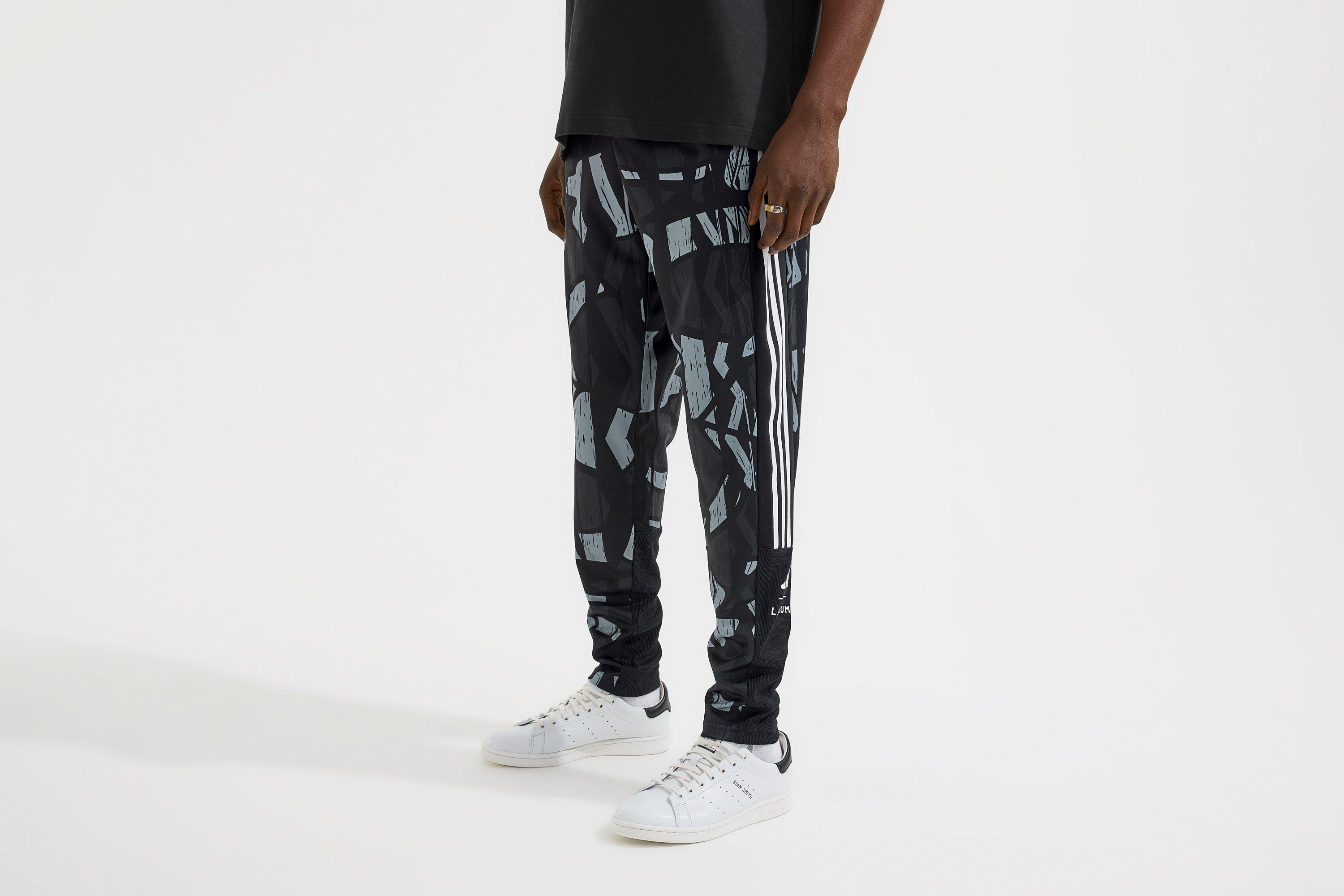 Arsenal 24/25 Labrum, Travel & DNA Collection | Official Online Store