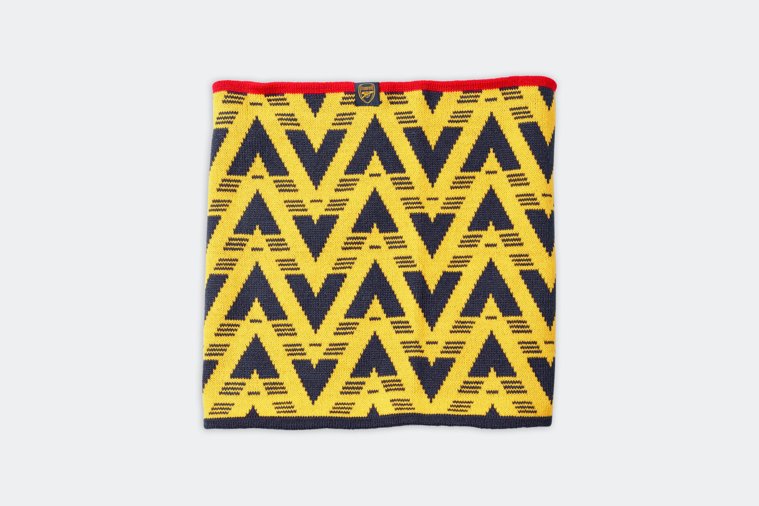 Arsenal Reversible Bruised Banana Snood | Official Online Store