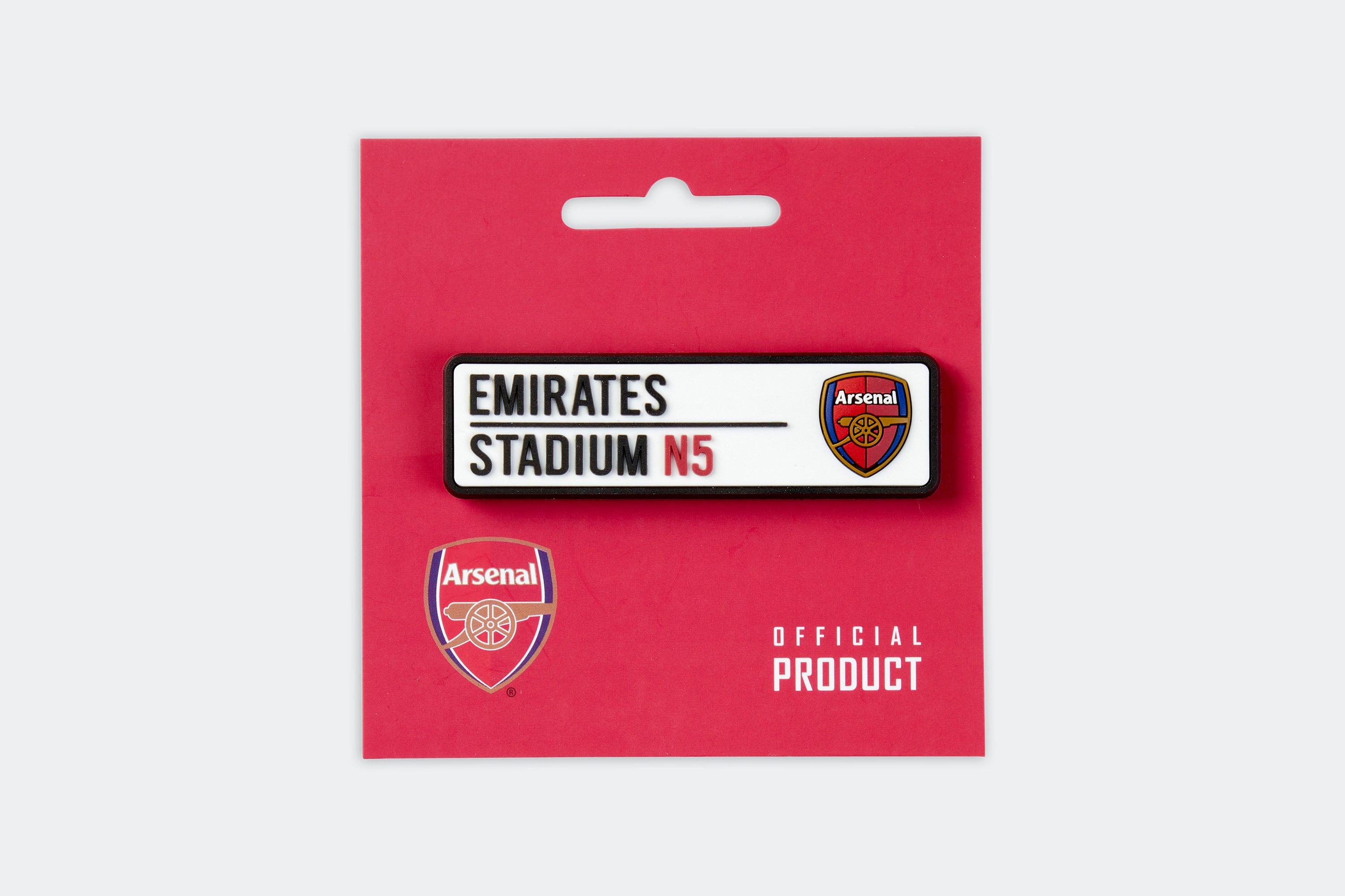 Official Arsenal Badges & Keyrings | Official Online Store