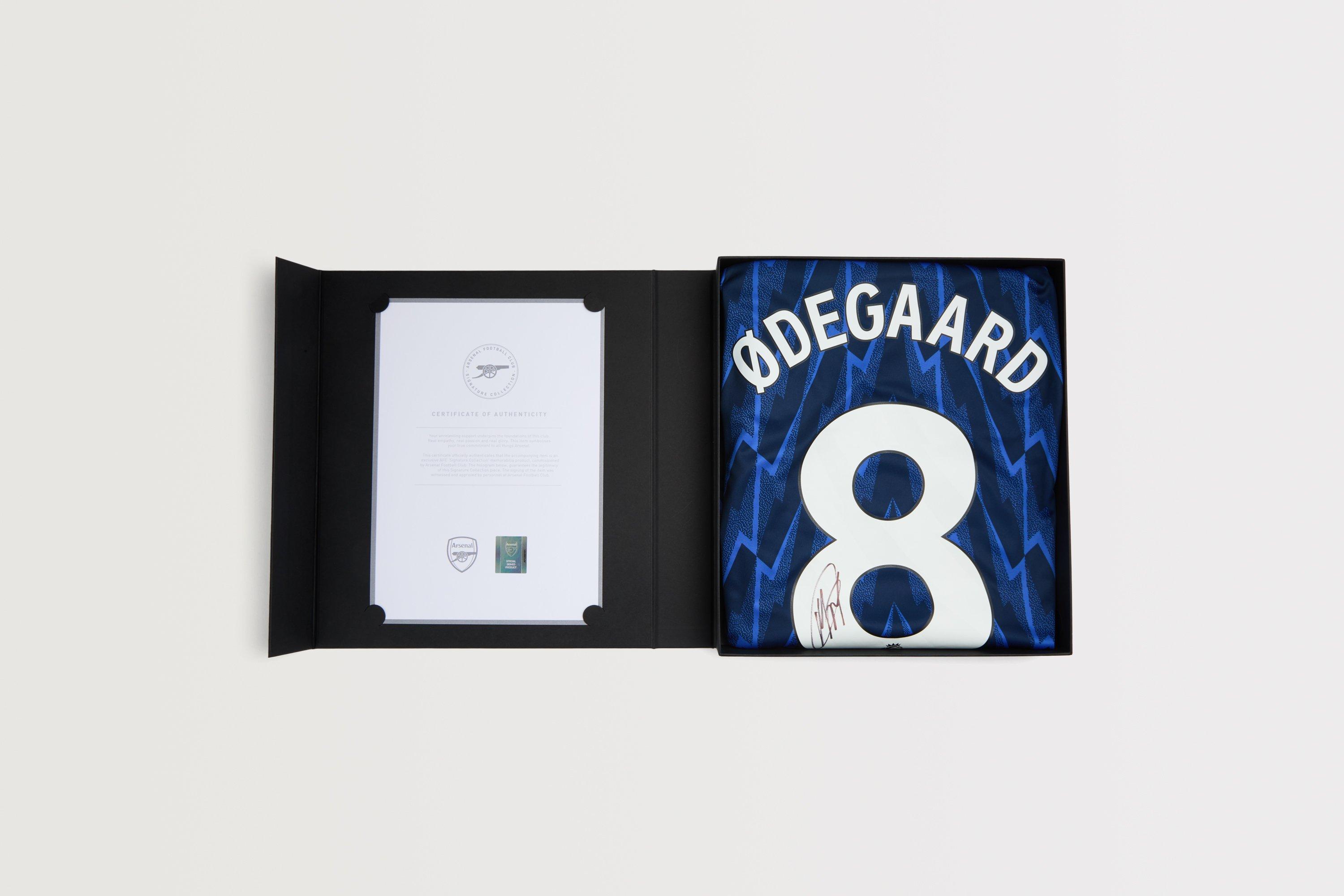 Arsenal 25/26 Away Boxed Signed Shirt ODEGAARD | Official Online Store