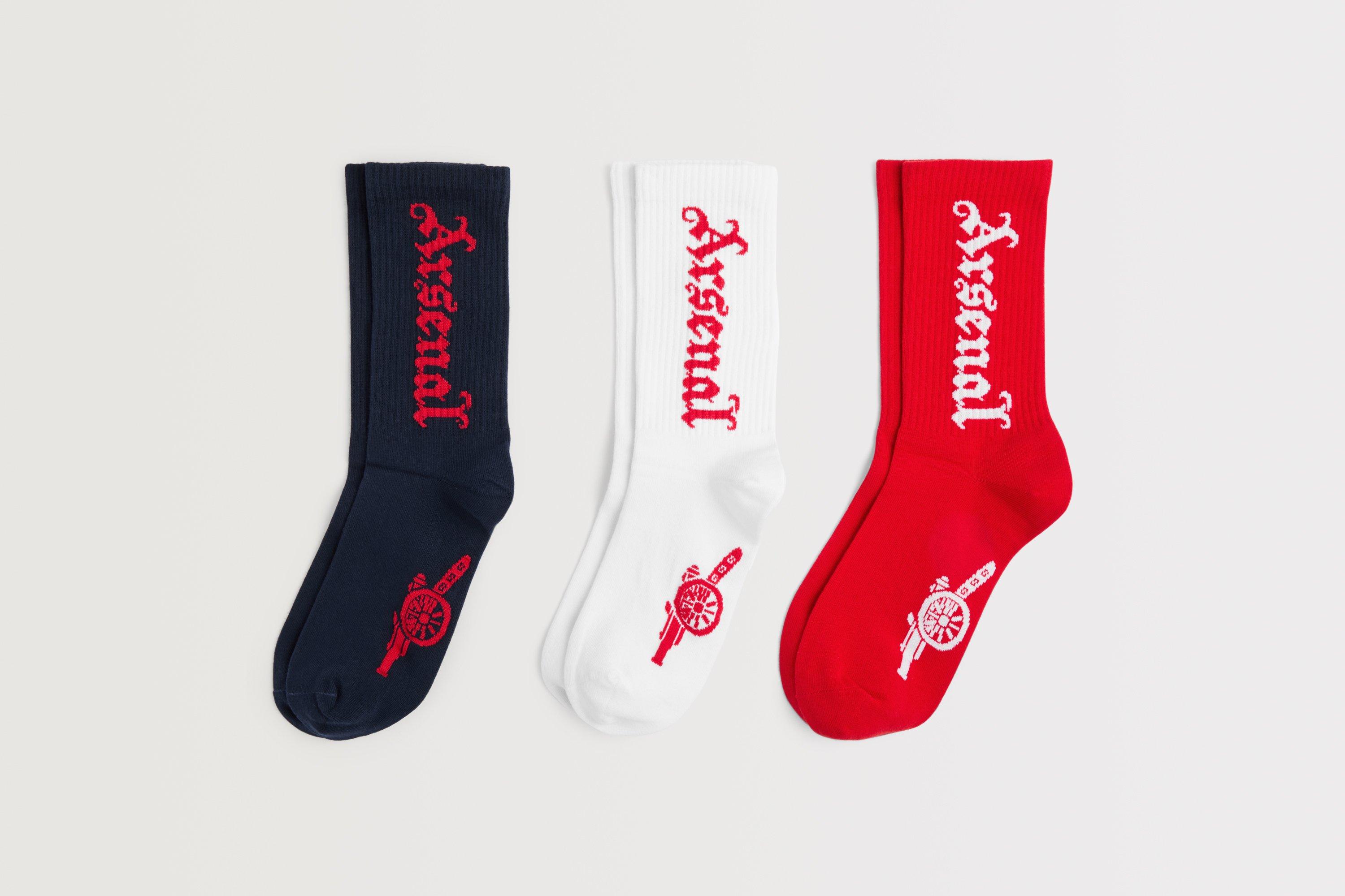 Arsenal 97/98 3pk Gothic Logo Socks | Official Online Store