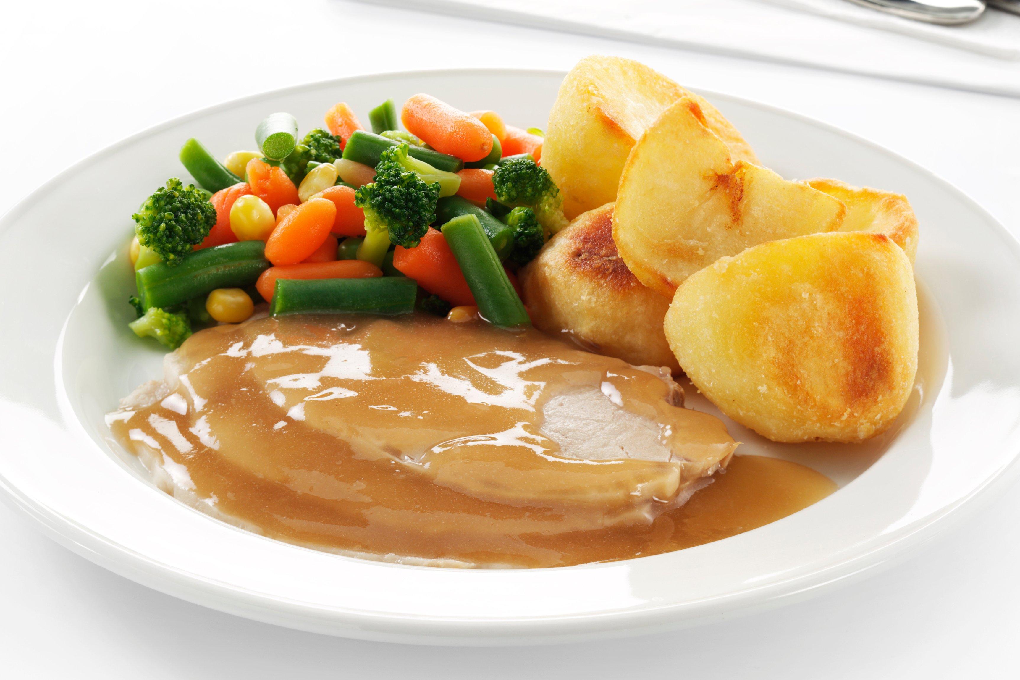 Pre-Prepared Multi-Portion Meals in Bulk | Brakes Foodservice | Brakes ...