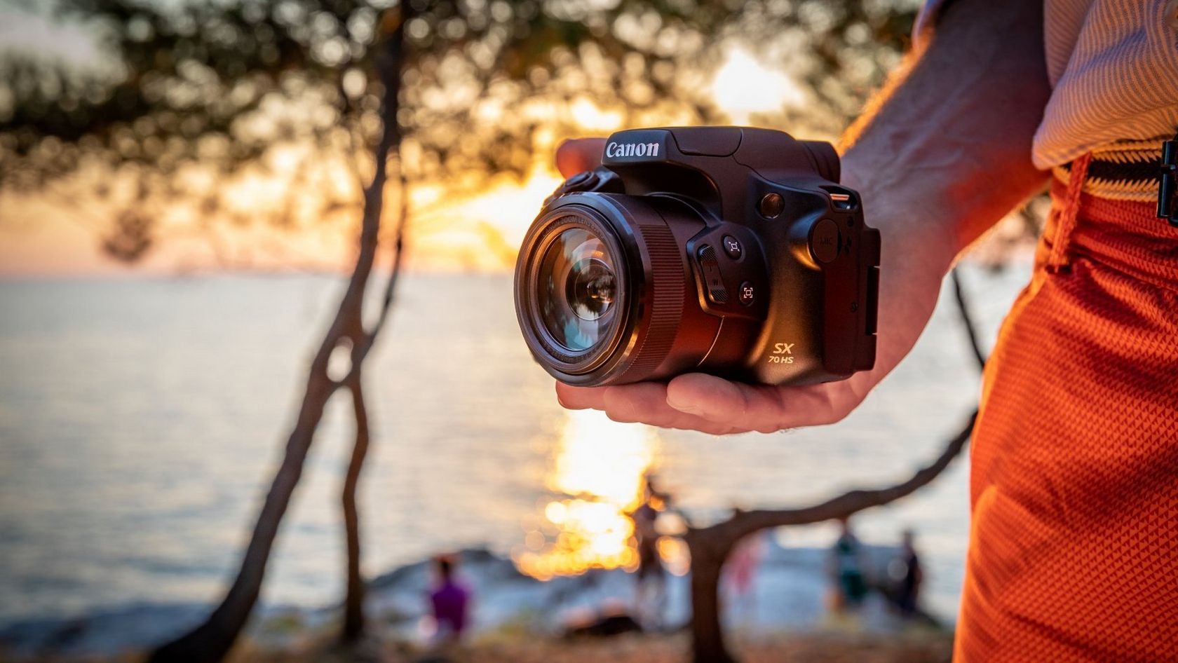 Photography cameras store