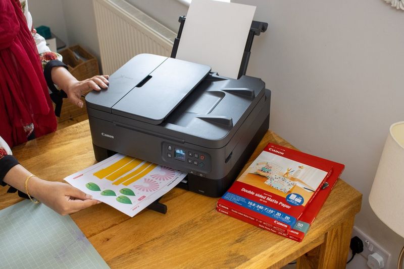 Printing bespoke cards Canon UK