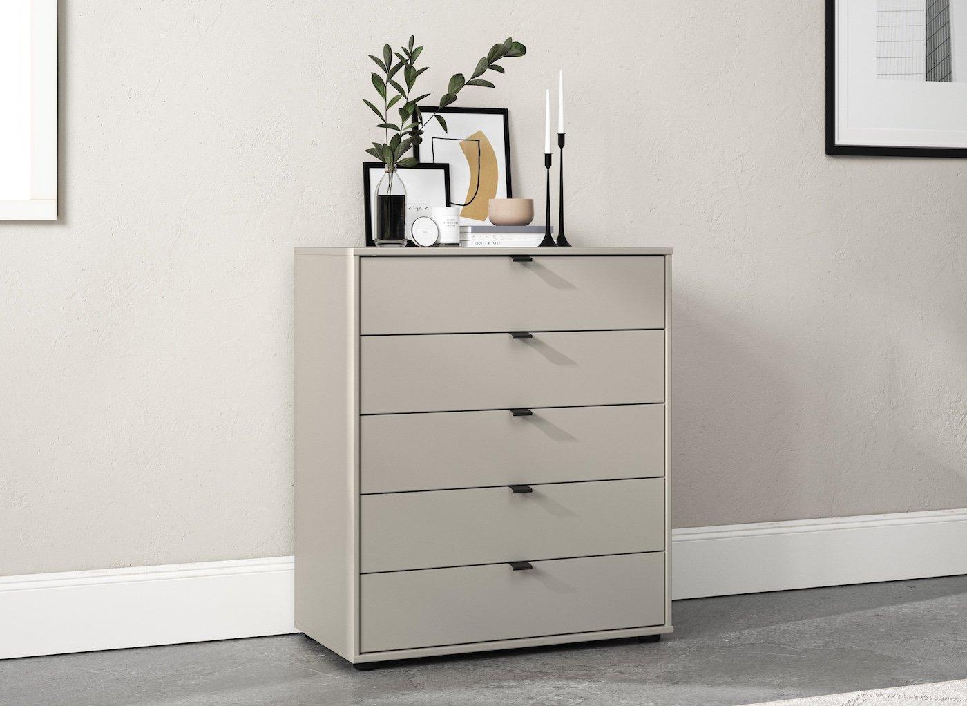 Dreams chest of drawers store