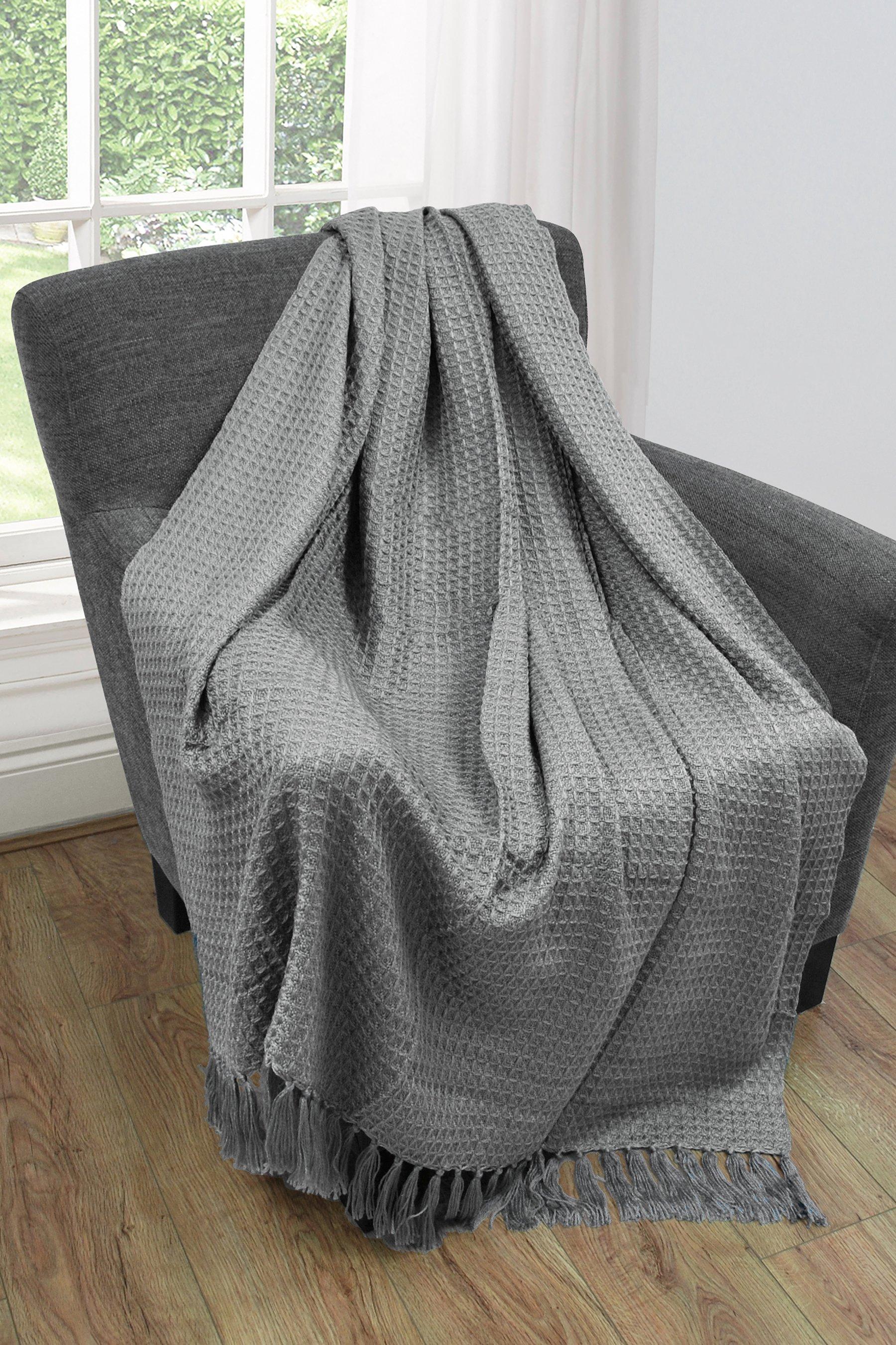 Throws | Cheap Fleece Throws & Blankets | Studio