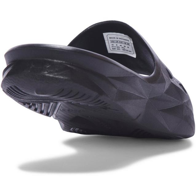 Men s Locker III Slide Black UNDER ARMOUR Sandals Men s Golf Town Limited