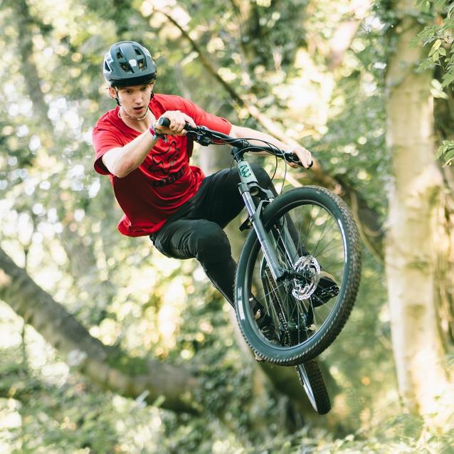 Calibre Line T2 27.5" Hardtail Mountain Bike | Ultimate Outdoors