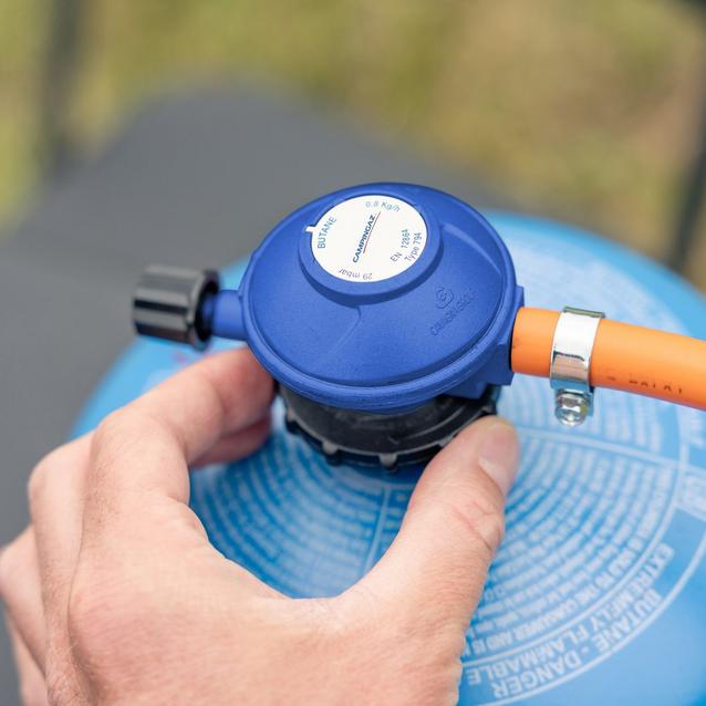 Campingaz Hose and Regulator Kit with Screw Ring | Blacks
