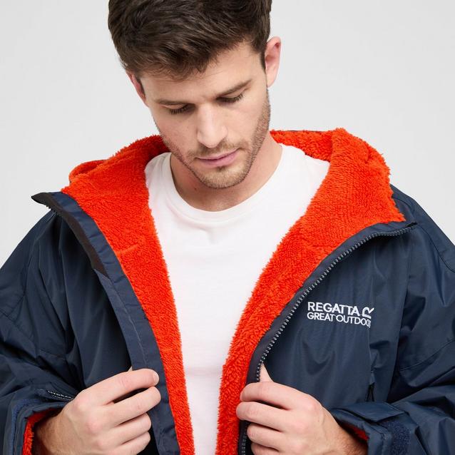 Regatta Waterproof Changing Robe | Ultimate Outdoors