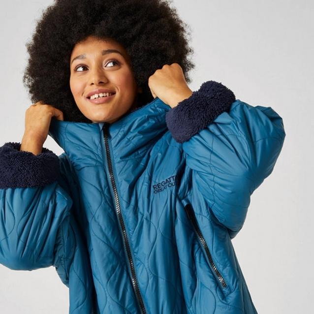 Regatta Waterproof Quilted Changing Robe | Blacks