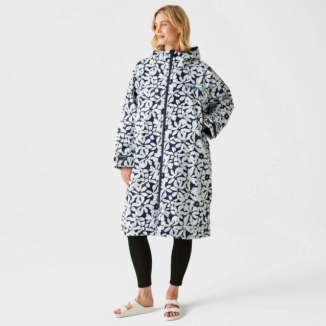 Regatta Waterproof Changing Robe | Millets