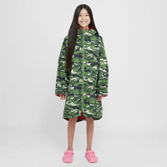 Regatta Kids’ Waterproof Changing Robe | GO Outdoors