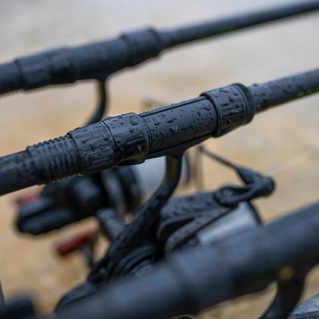 Korda Kaizen Green 10ft Carp Rod 3.5lb | GO Outdoors