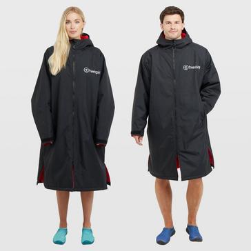 Regatta Waterproof Changing Robe | GO Outdoors