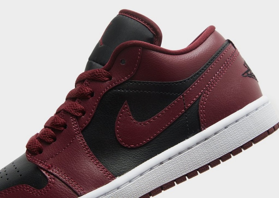 Sneakers AIR JORDAN 1 LOW (DC0774-006) Femei culoare Bordo ...
