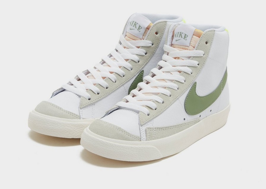 NIKE WMNS BLAZER MID '77 FJ4740-100 | kolor Biały Damskie Buty w JD Sports