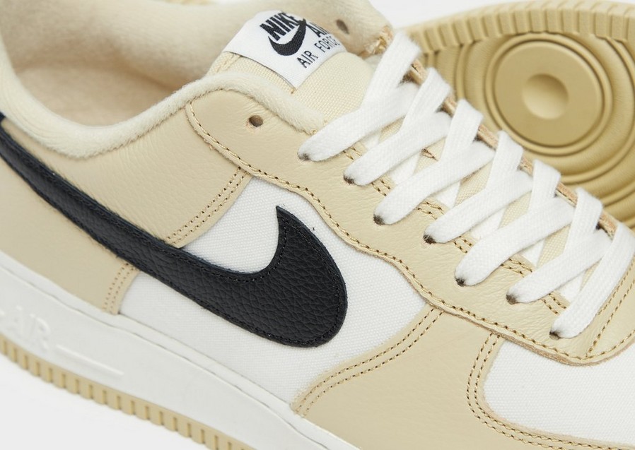 Sneakers NIKE AIR FORCE 1 '07 LX DV7186-700 • Bej • Bărbați • JD Sports ...