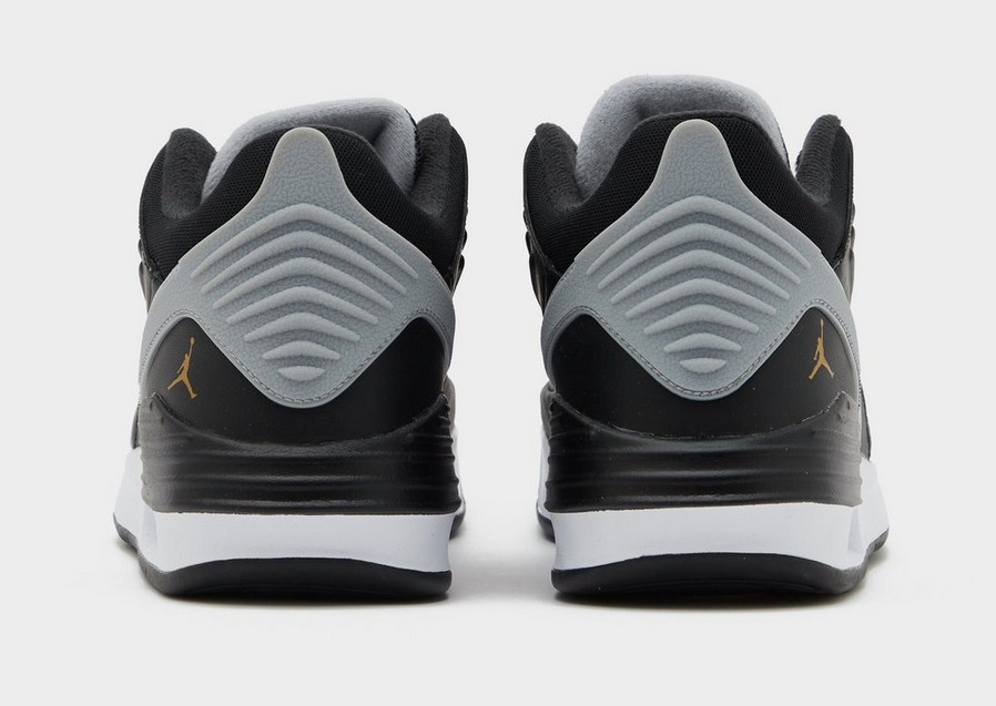 JORDAN MAX AURA 5 DZ4353-017 szín Fekete Férfi Cipők | JD Sports