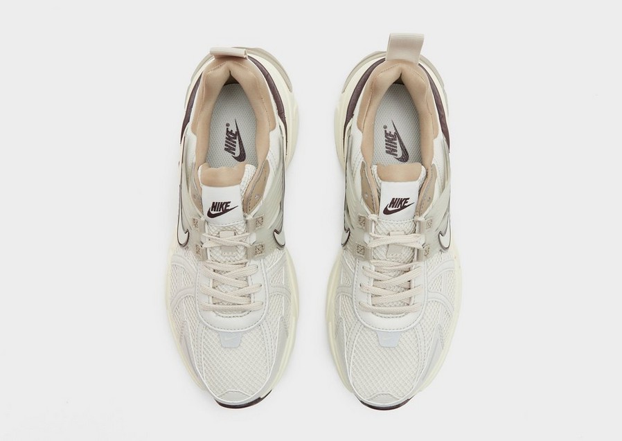 NIKE V2K RUN FD0736-103 | Бежов цвят JD Sports