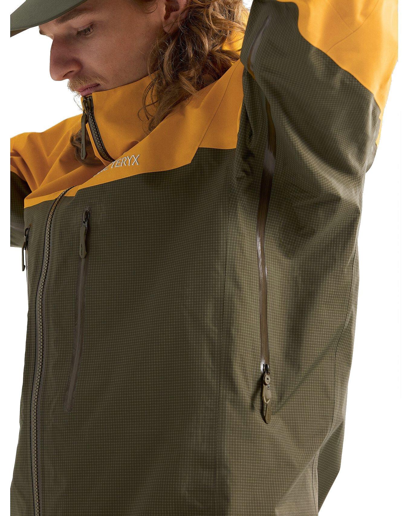 Arcteryx Men's Alpha Jacket (Revised) - Yellow / Green | Tiso