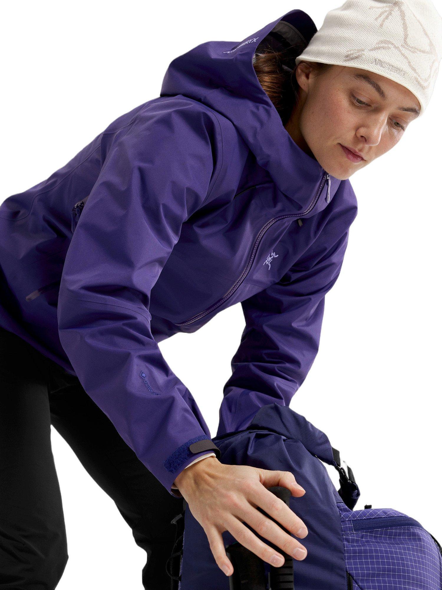 Arc'teryx Women's Beta SL Jacket - Soulsonic | Tiso