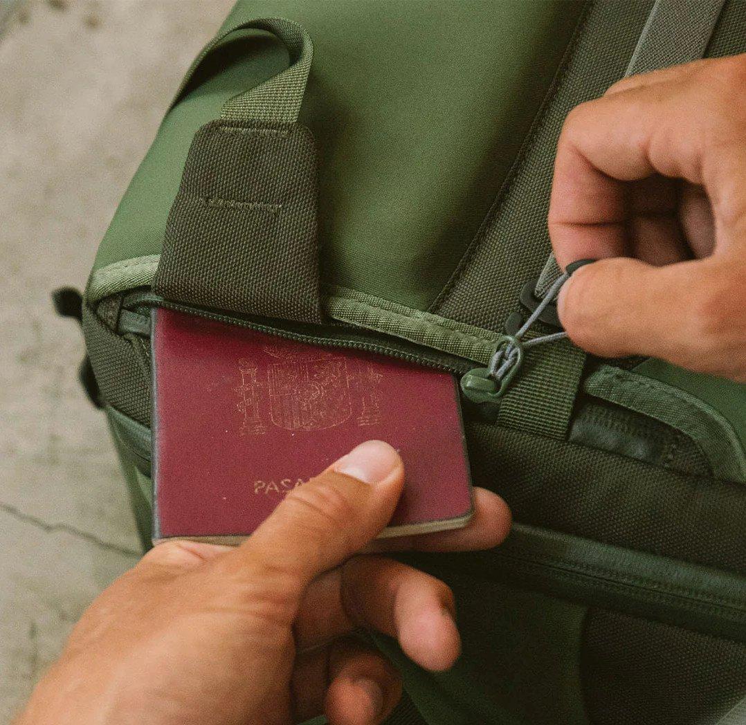 Tropicfeel Shell 20-40L Backpack in Green | Tiso