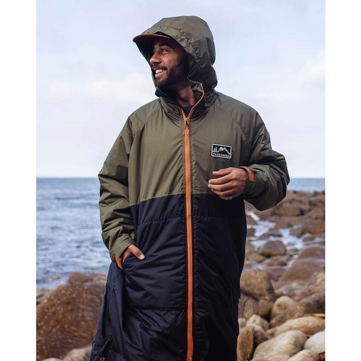 Passenger Roaming Changing Robe | Wild Swimming | Tiso UK
