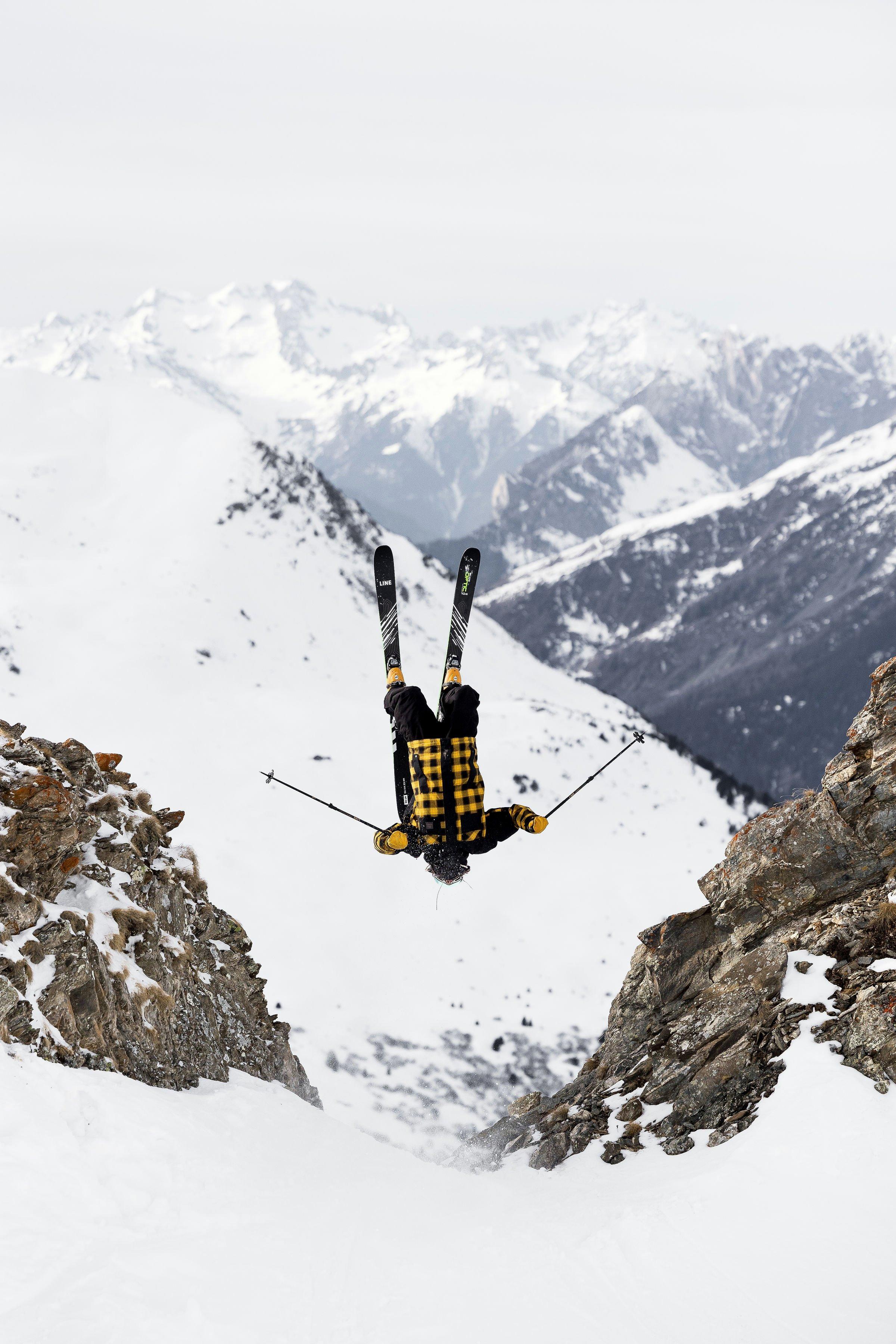 Keep The LINE's new movie, DRØM · COMING SOON!