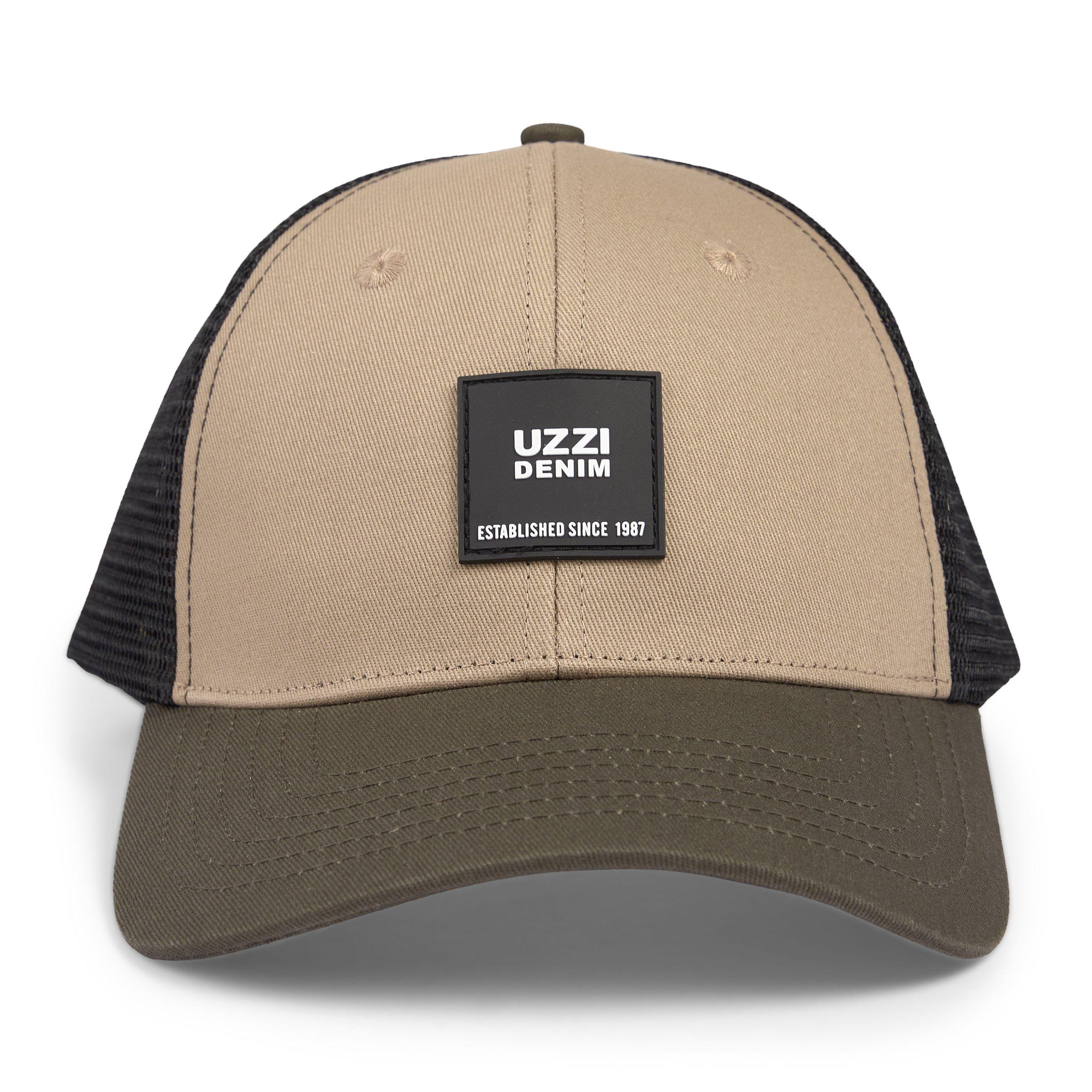 Colourblocked Trucker Peak Cap (3134235) | UZZI