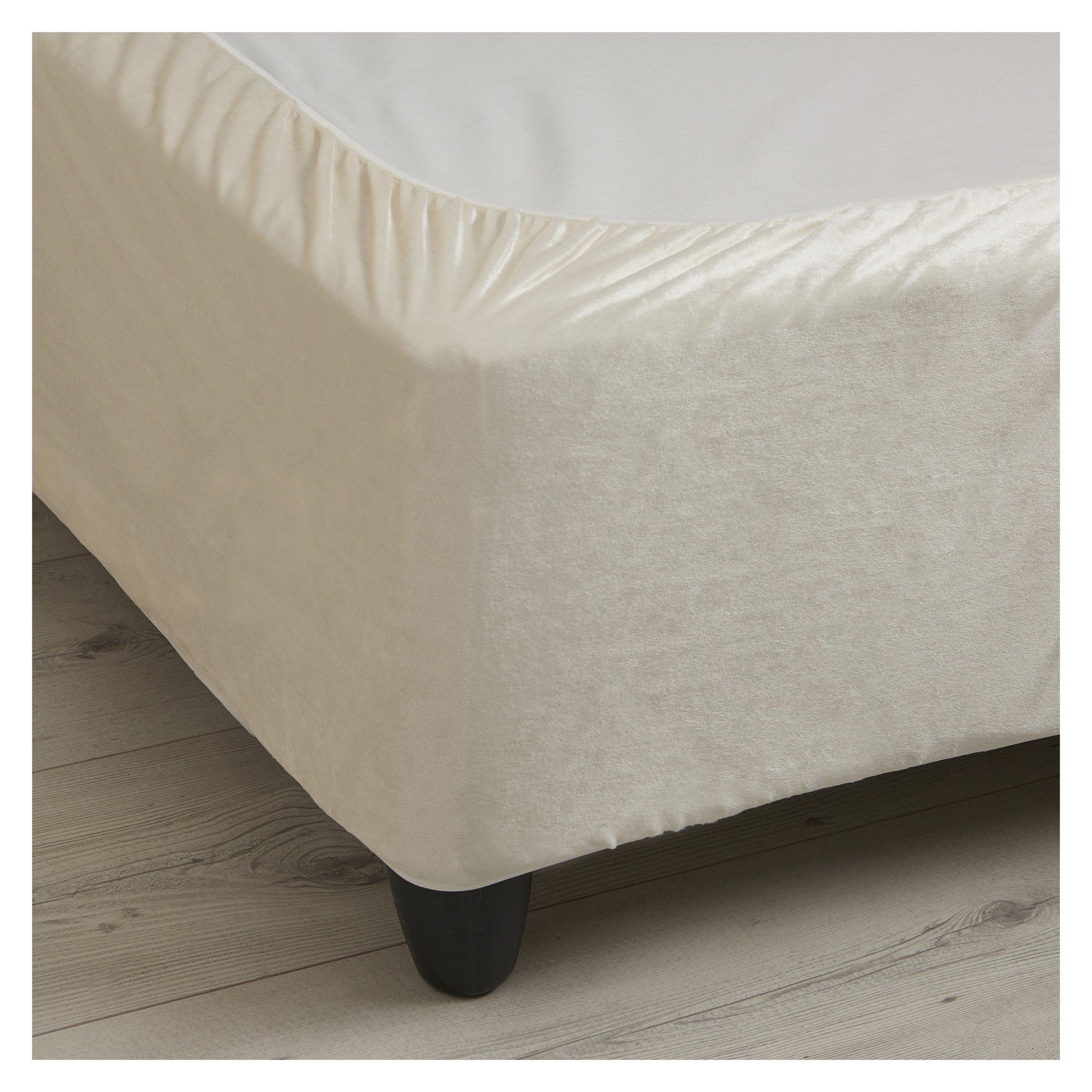 Cream Velvet Base Wrap (3183620) | Loads of Living