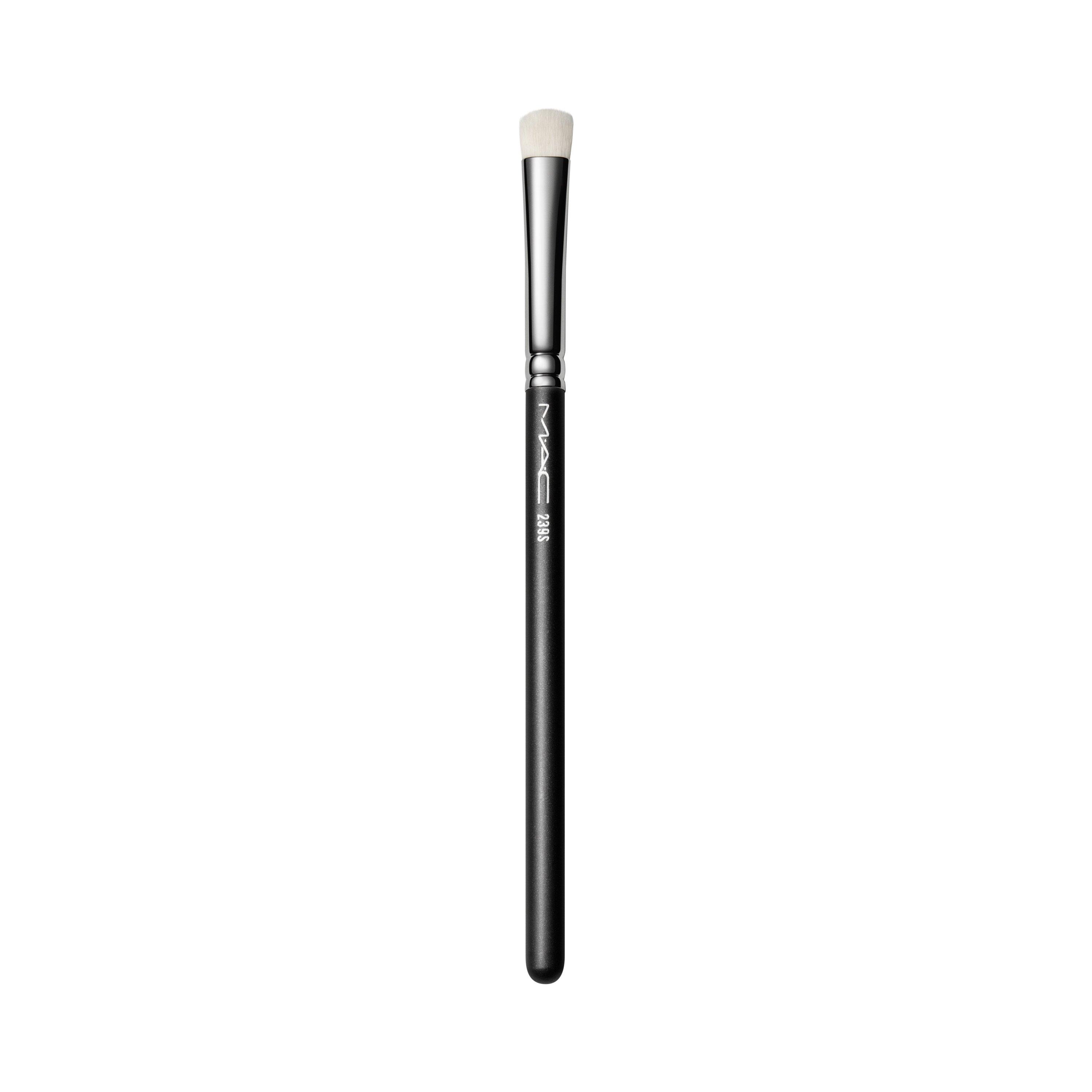 231S Small Shader Brush (7224414) | MAC