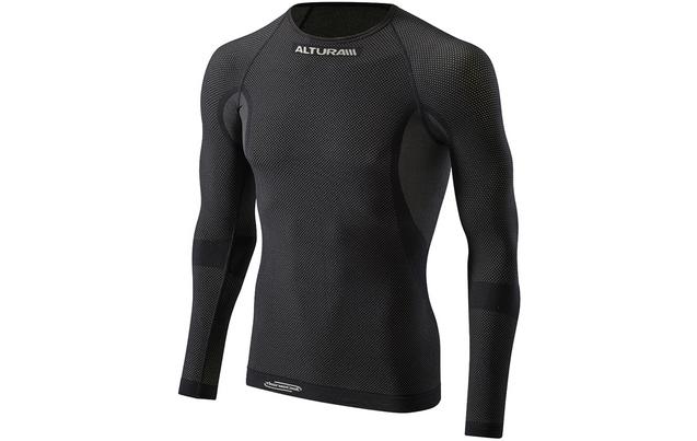 Best Winter Cycling Clothing - Buyers Guide + Video | Halfords UK