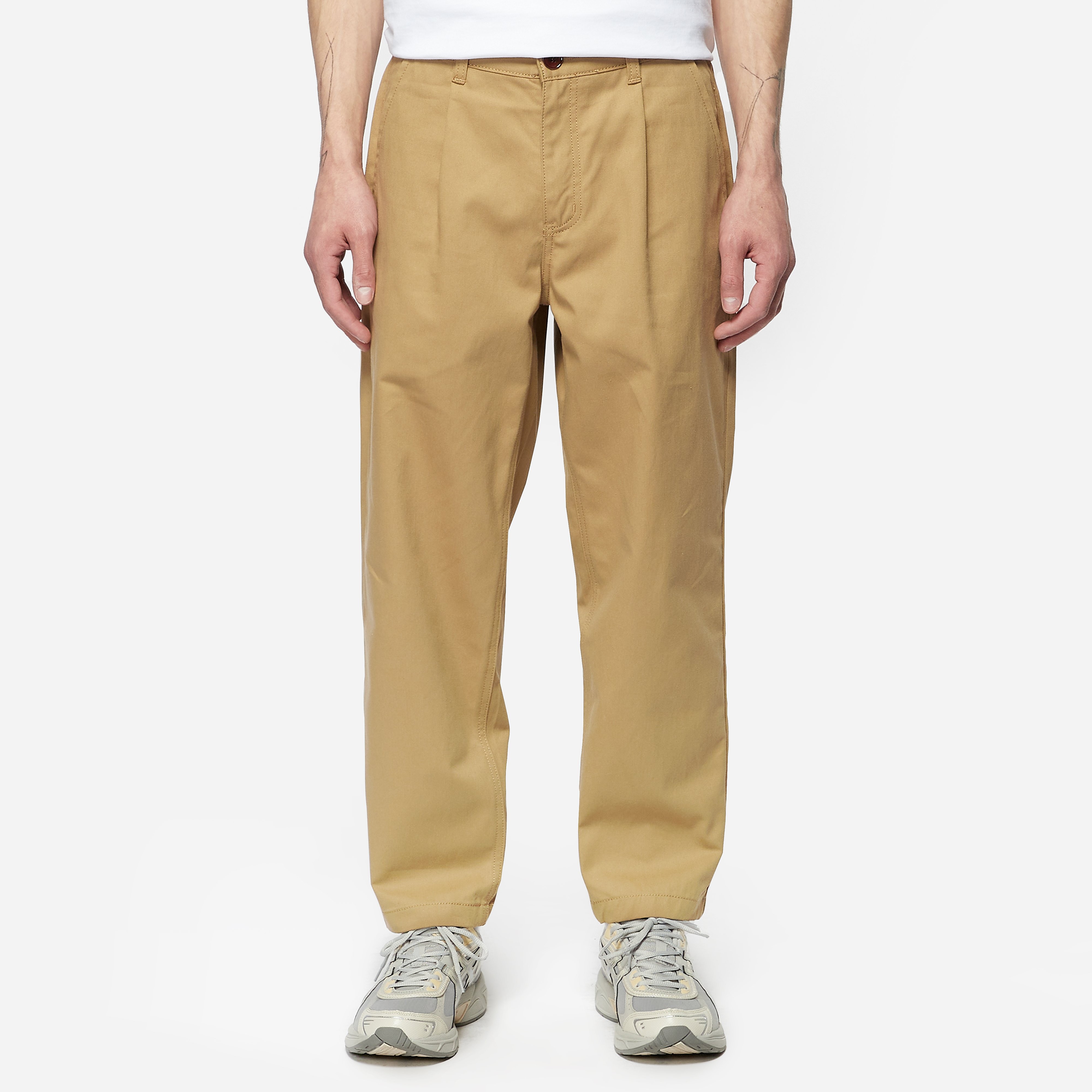 FrizmWORKS One Tuck Pant, Beige | The Hoxton Trend